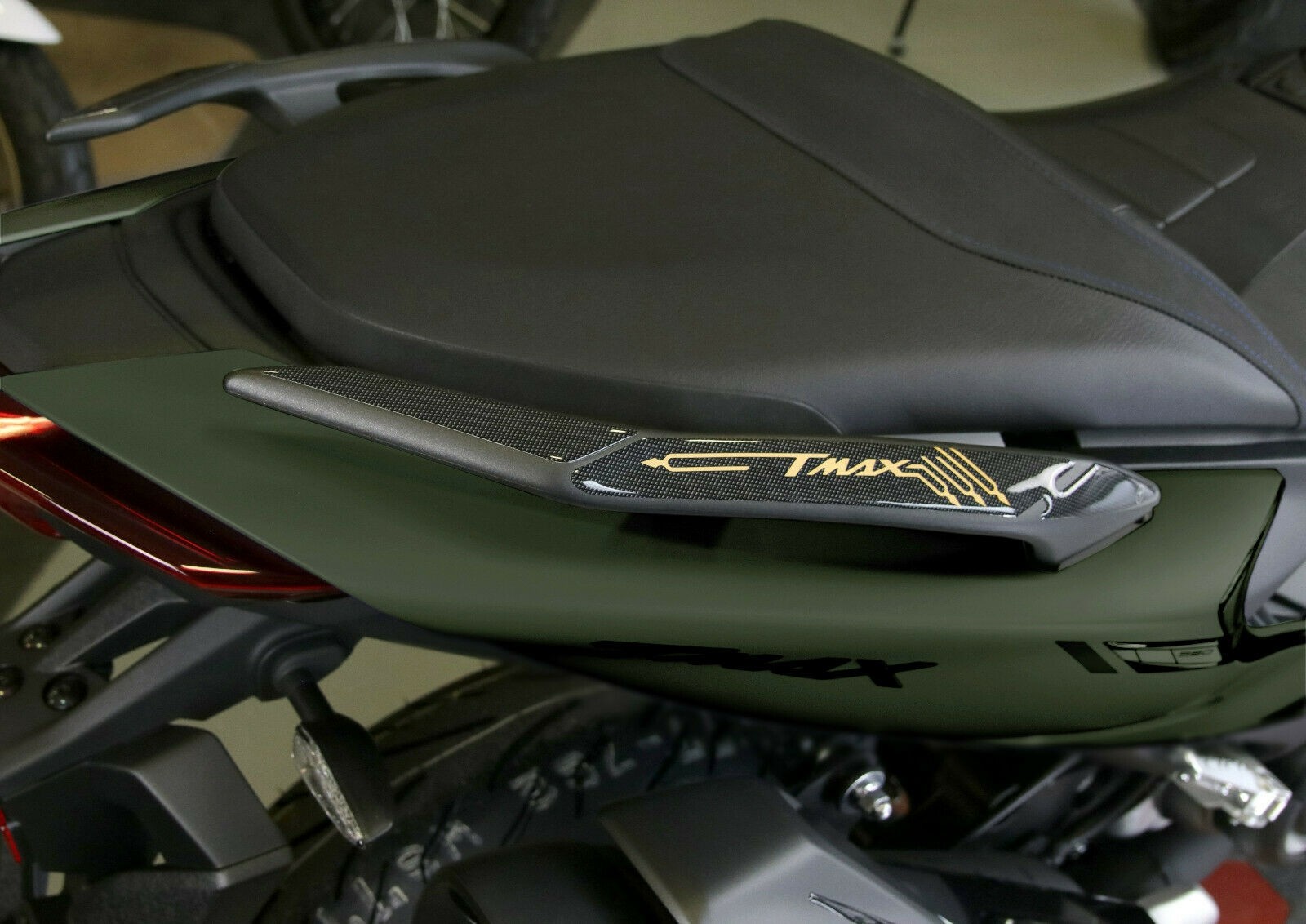 Kit ADESIVI in RESINA 3D compatibili YAMAHA Tmax 560 2020-2021 CARBON ...